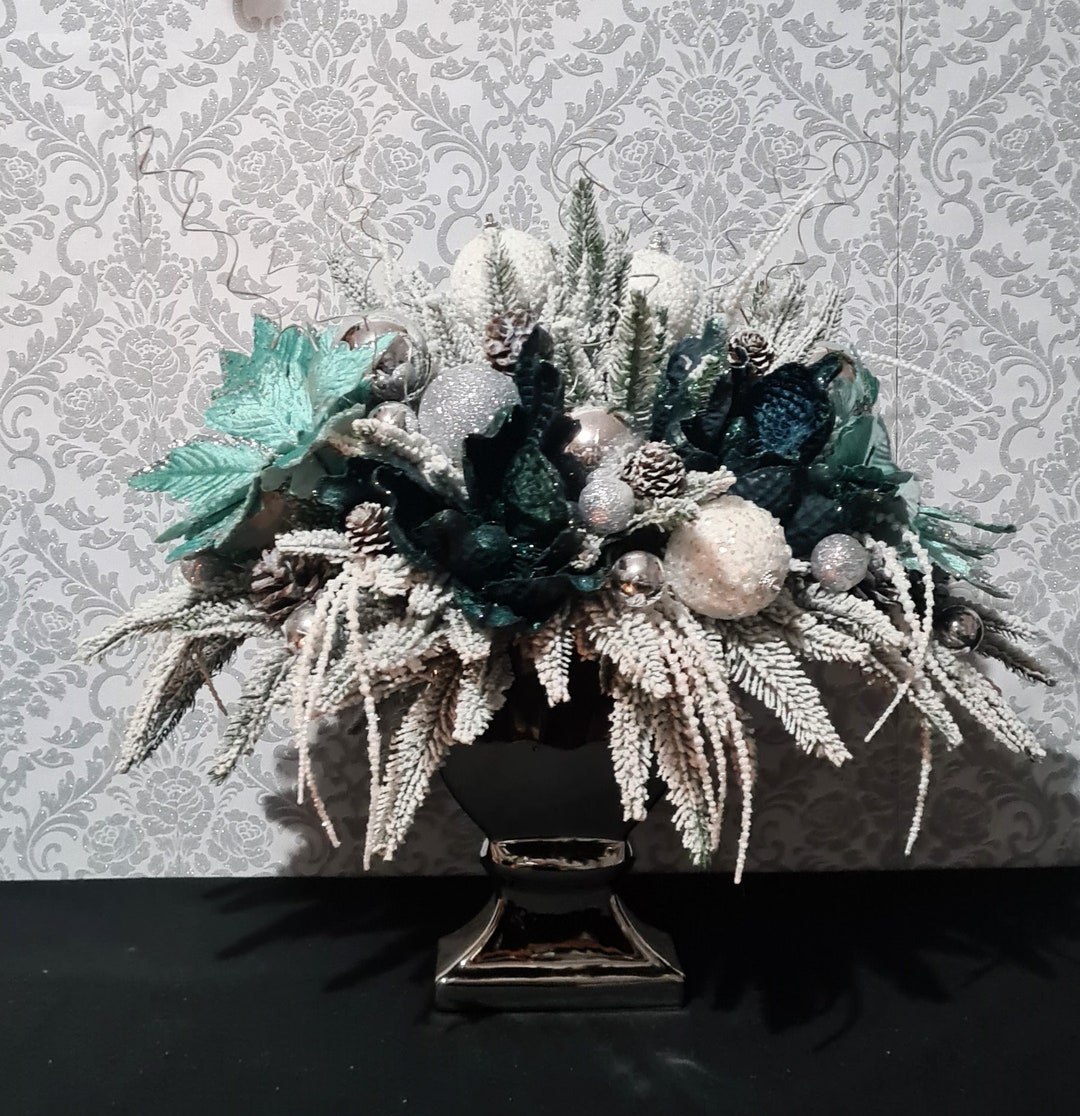 Christmas Arrangement, Advent Wreath, Table Decoration, Composition ...