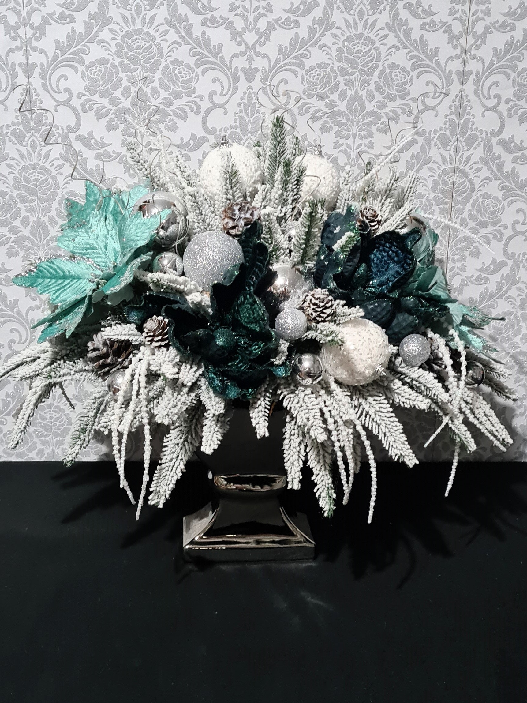 Christmas Arrangement, Advent Wreath, Table Decoration, Composition ...