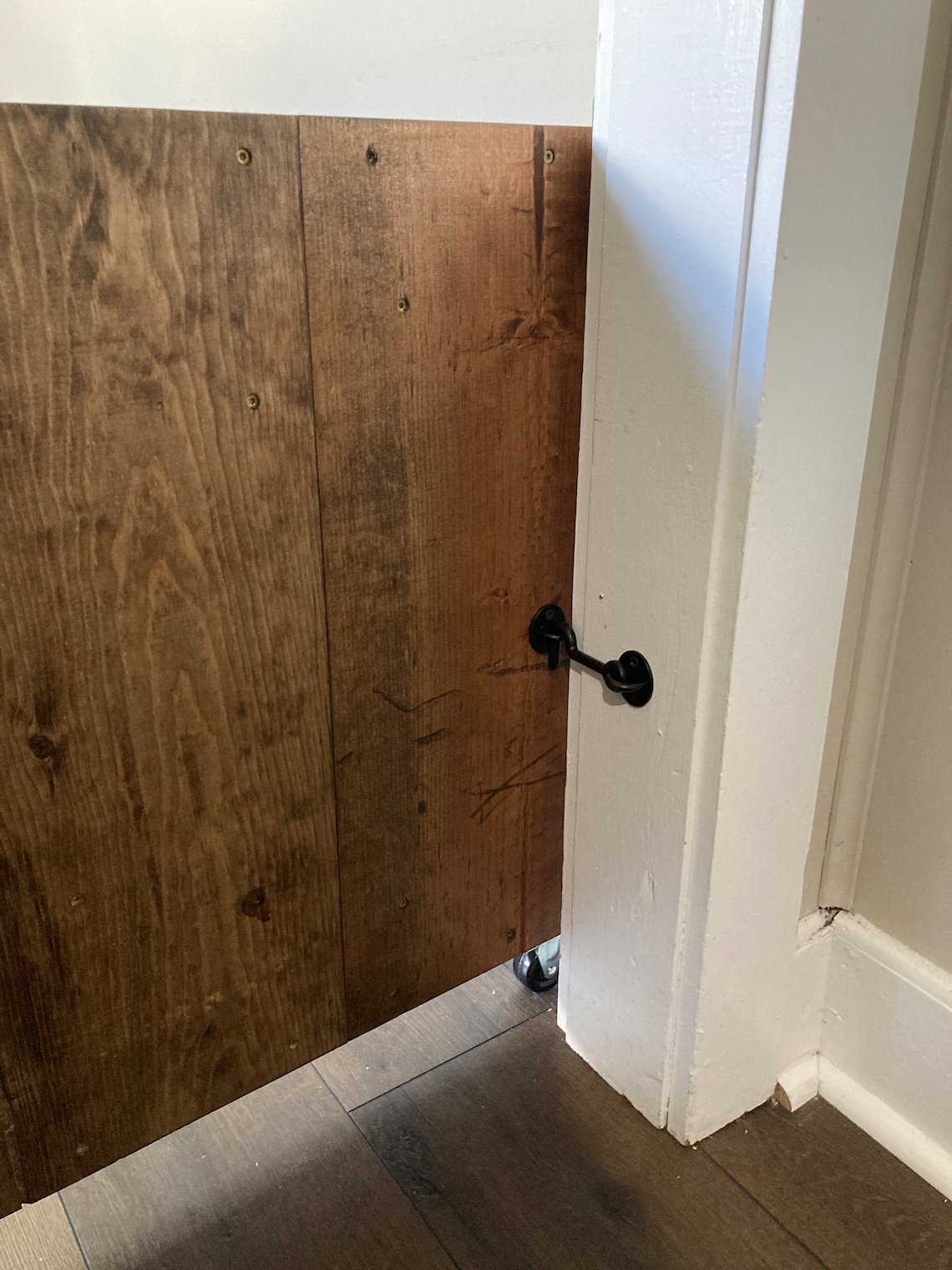 Rolling Baby Gate Farmhouse Dog Gate Barn Door Baby Gate - Etsy