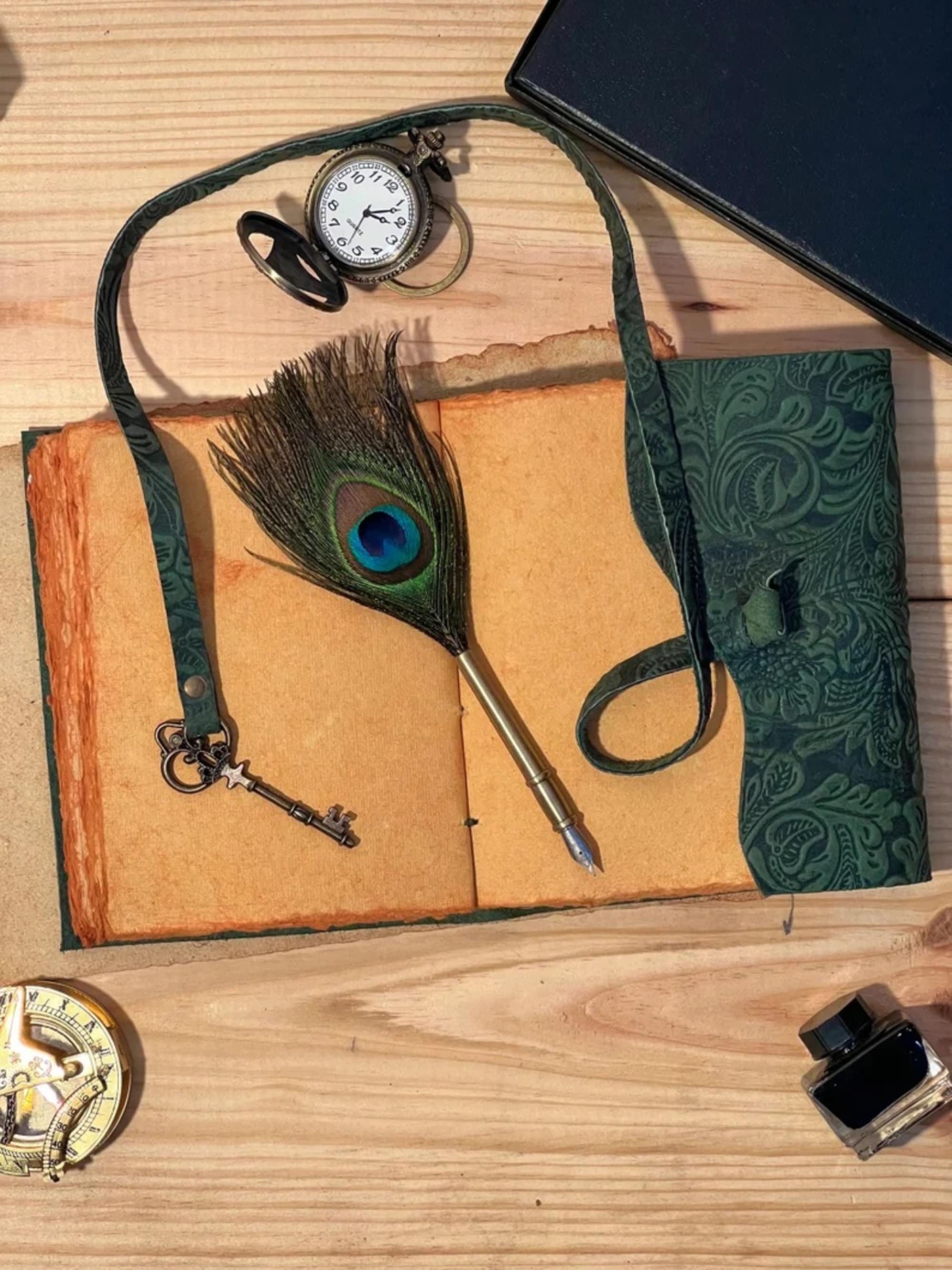 Green Garden Flower Leather Journal With Lock | Vintage Lock Journal ...