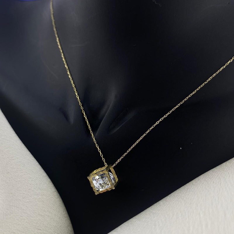 Gold Cube Necklace - Etsy