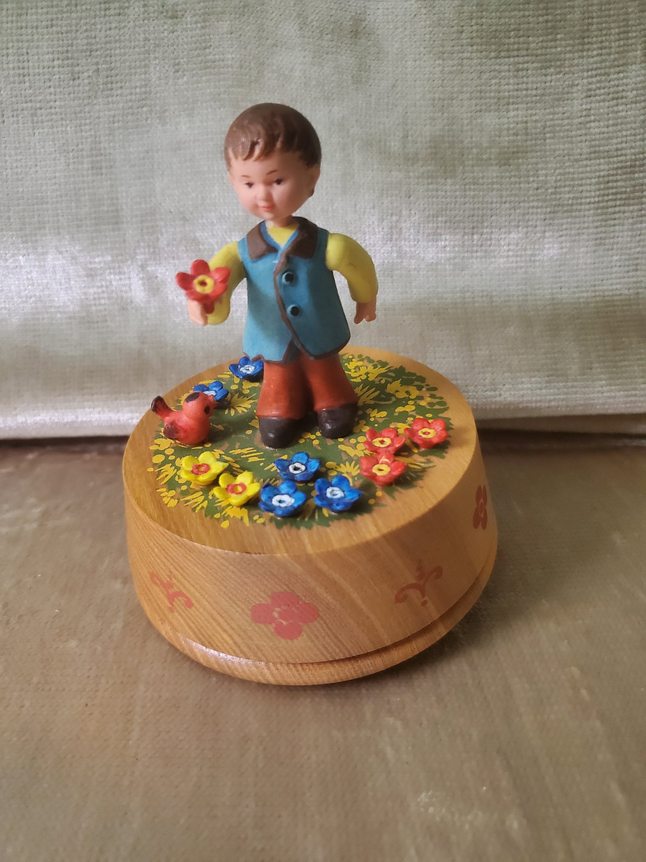 ANRI Boy With Flowers Music Box - Etsy