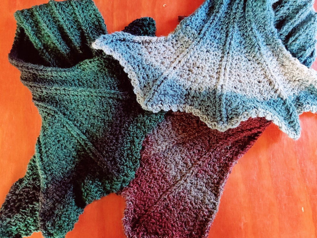 Dragon Tail Scarf - Crocheted - Etsy