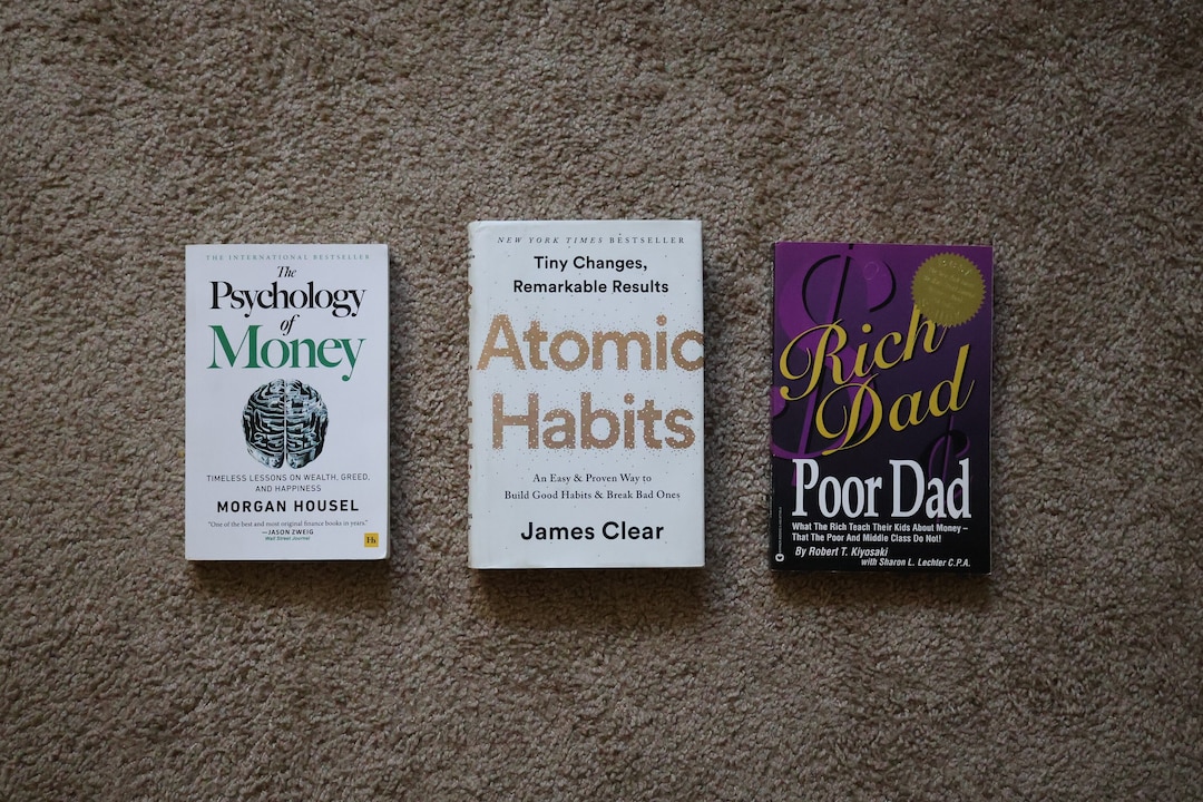 3 Books Set Atomic Habits, Rich Dad Poor Dad, the Psychology of Money ...