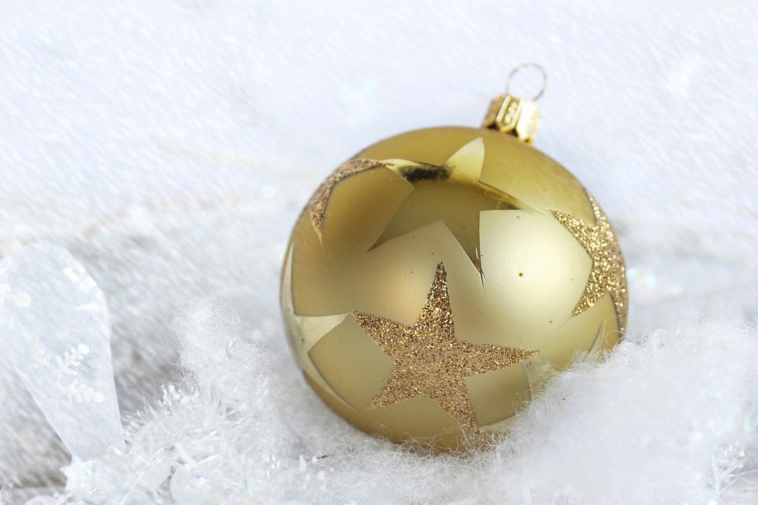 Balls on the Wall Christmas Printable Wall Art Easily - Etsy