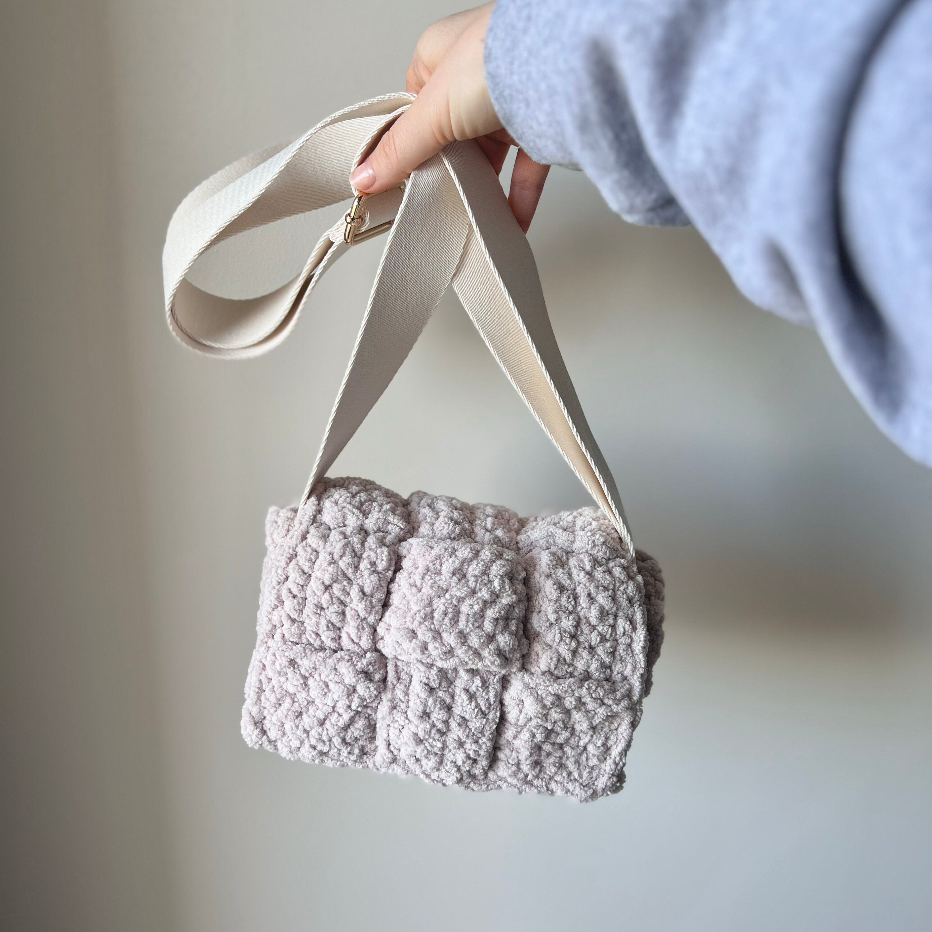 Easy Small Crochet Bag Pattern - Mini Size - Beginner - Meli Melo Cross ...