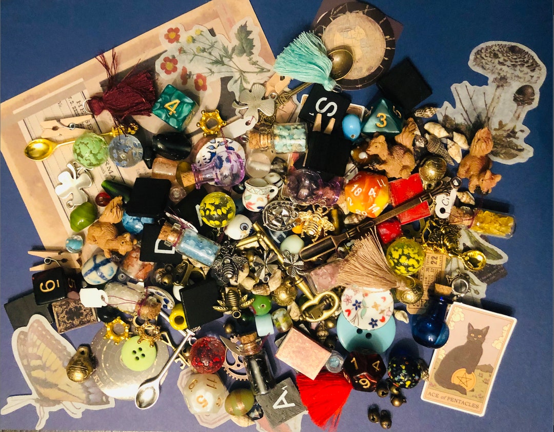 Crow's Treasures I Mystery Bag I Confetti Mix I Trinkets I Curiosities ...