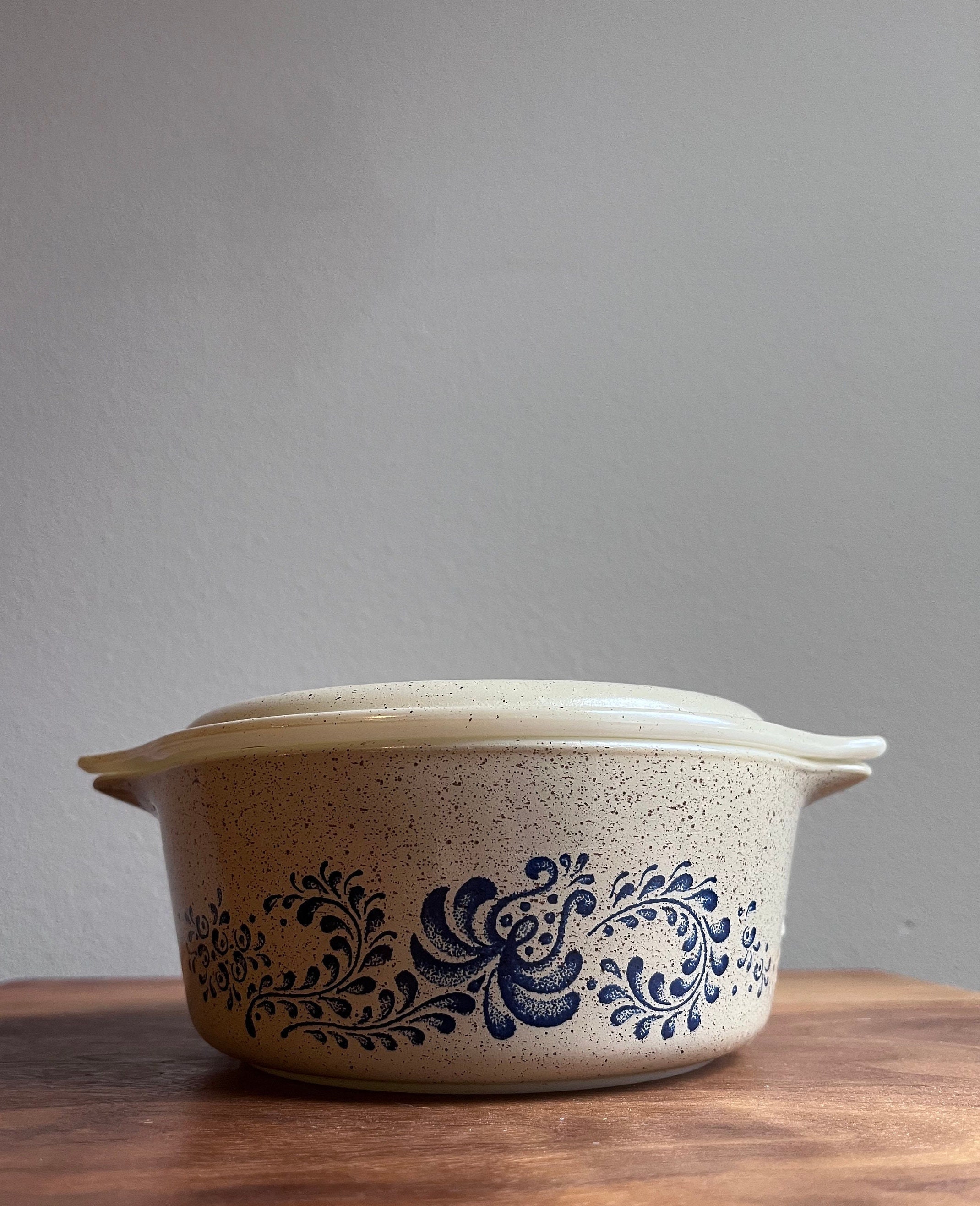 Pyrex 472 'homestead' Casserole Dish With Lid, 1 1/2 Pint - Etsy