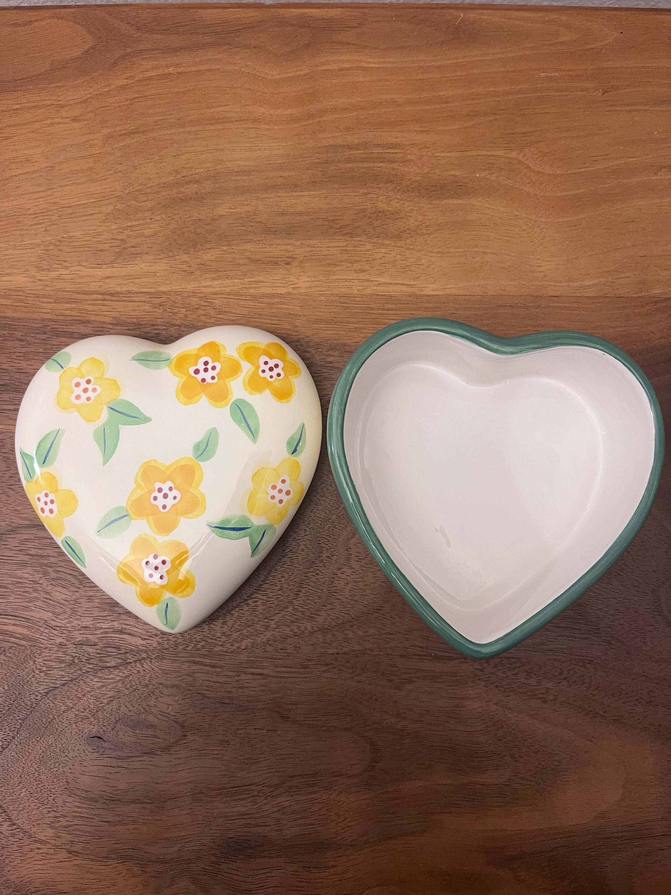 INSPIRADO Seattle Vintage Poreclain Hand Painted Floral Trinket Box - Etsy