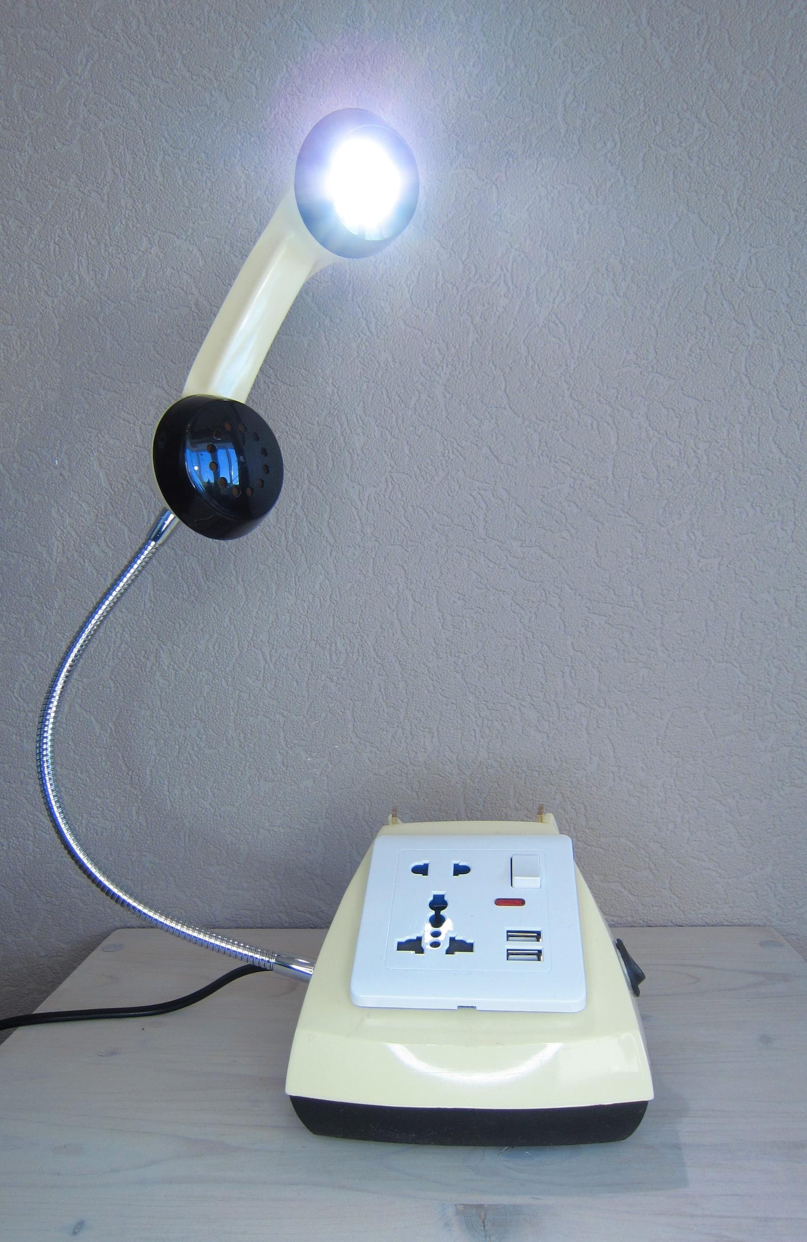 2 USB Telephone Desk Lamp Flexible Gooseneck One White LED Charging ...
