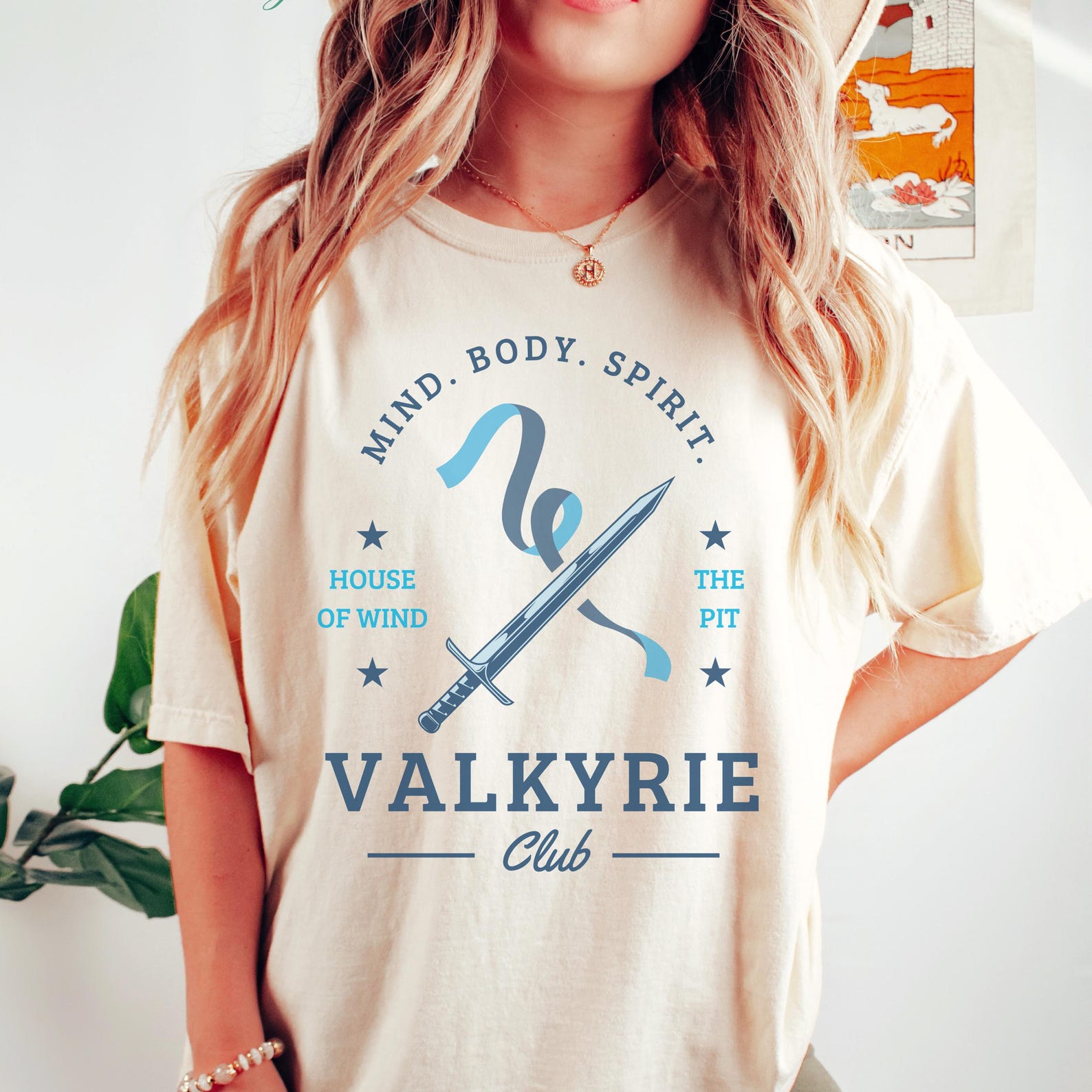 ACOTAR, ACOTAR Merch, Velaris, ACOTAR Shirt, A Court of Thorns and ...