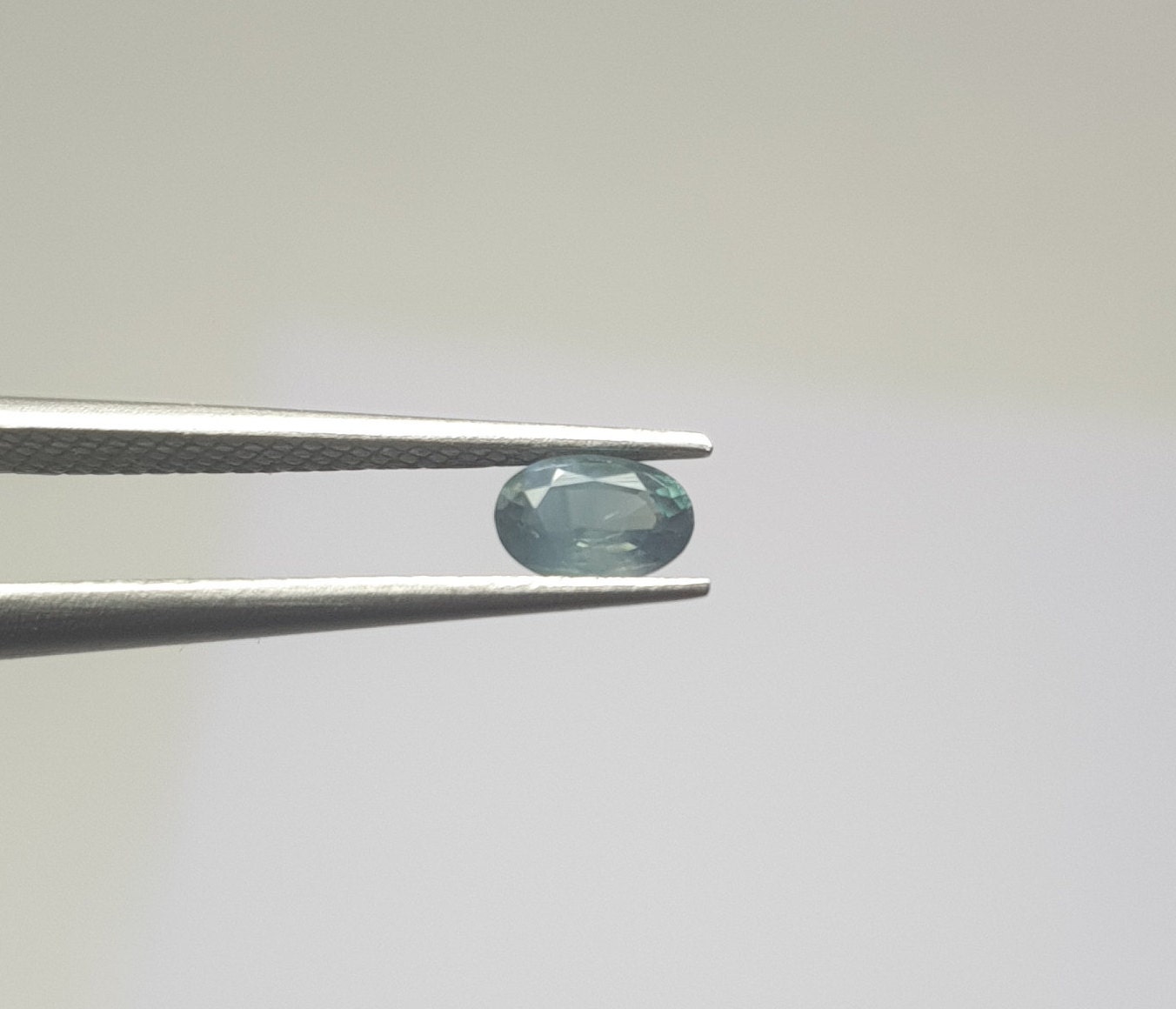 Alexandrite, Oval Shape,size 5.25x3.55 X 2.22 MM, Colour Change, 13503 ...