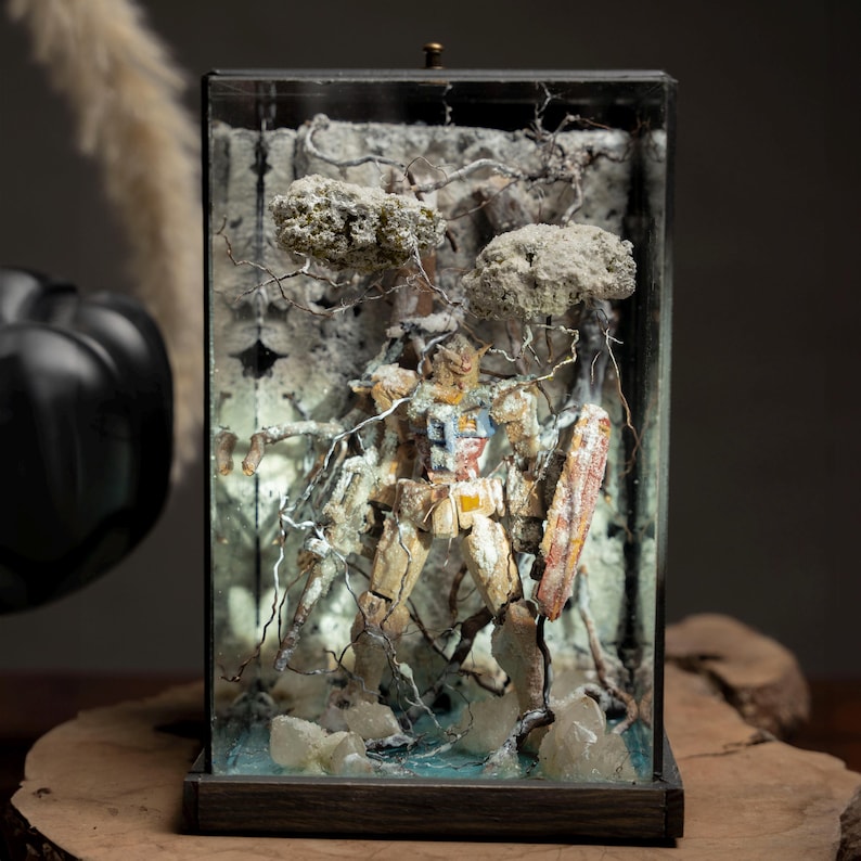 Apocalyptic Gundam Diorama: Handmade Sci-fi Robot Terrarium - Etsy
