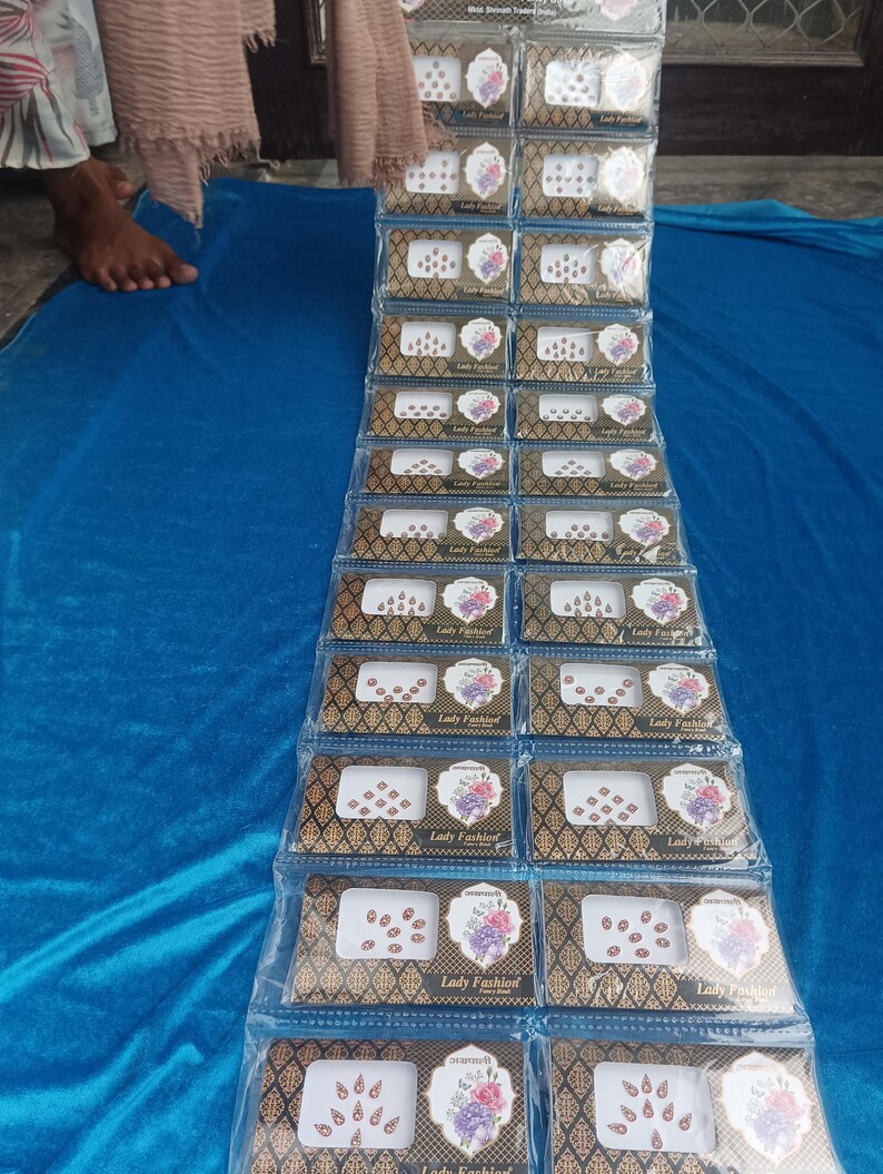 Golden Stone Bindi Spiral Bindi Book, Bindis Fancy Designer, Bindiya ...
