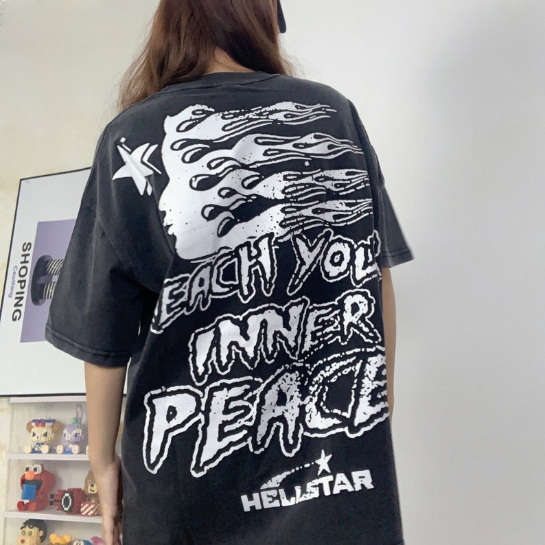 Hellstar Studios Camiseta Manga Corta Inner Peace - Etsy España