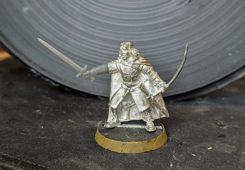 Faramir Ranger Arm - MESBG Minas Tirith, Lord of the Rings, 3D Printed ...