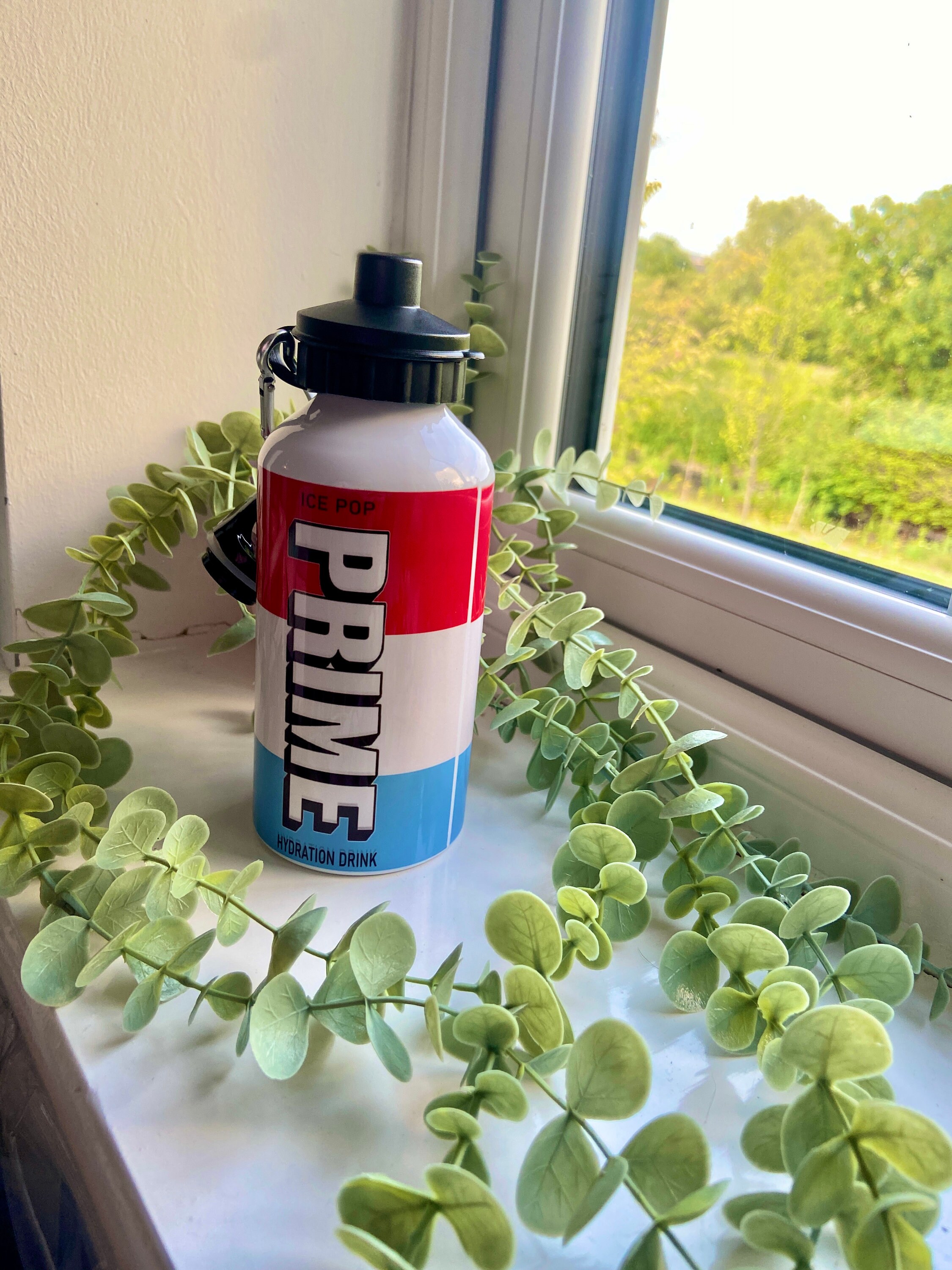 Prime Waterbottle/ Prime Hydration Waterbottle/ KSI and Logan Paul ...