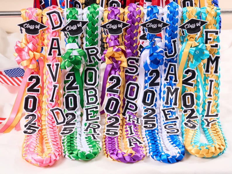 2026 Graduation Lei With Graduation Cap Custom Class of 2026 Graduation ...