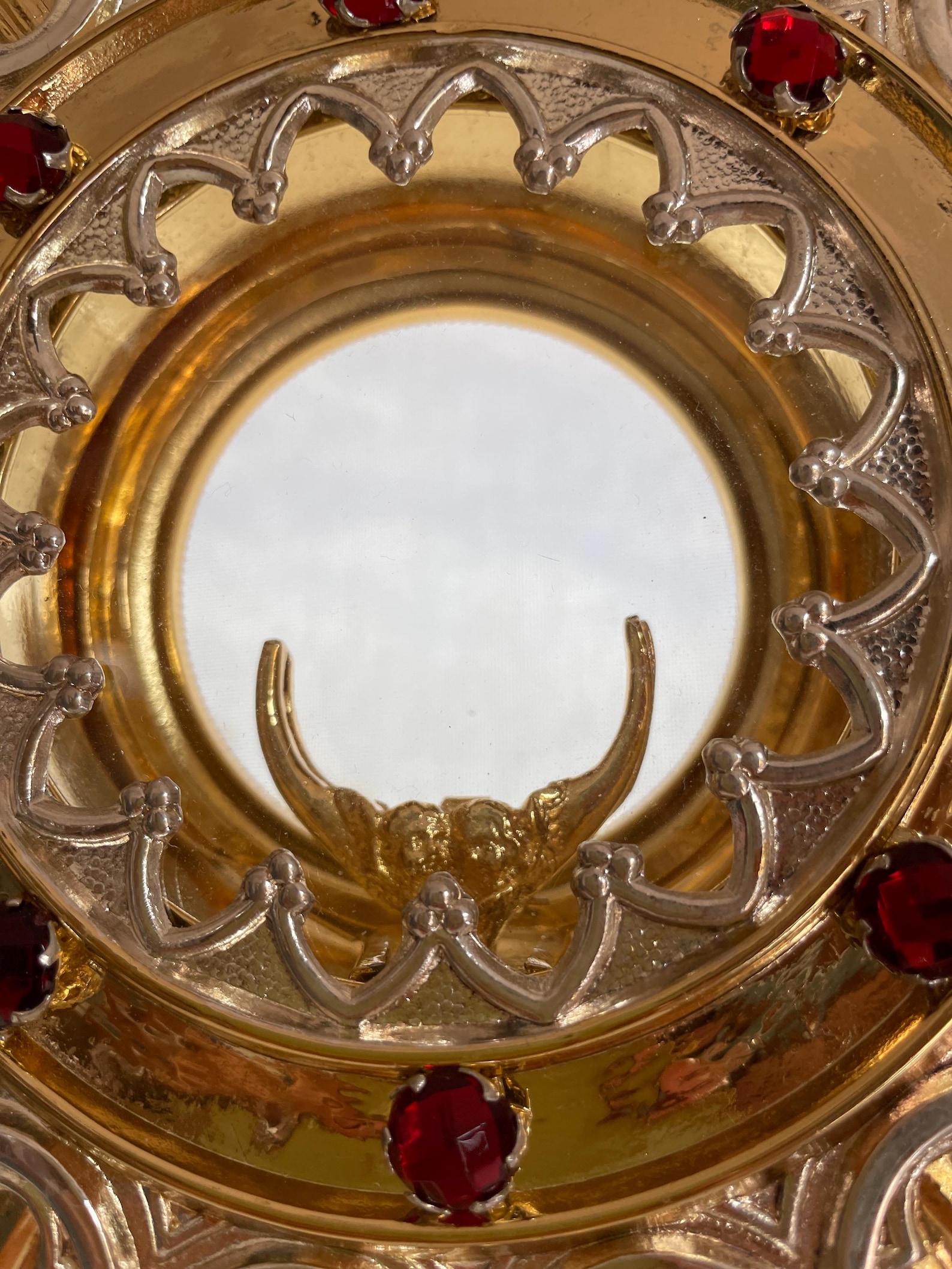 Antique 18th-century Monstrance: Handcrafted Gold & Silver Ostensorium ...
