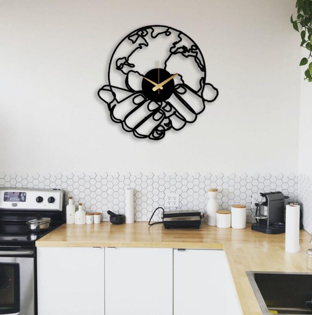 World Round Metal Wall Clock, World Map Metal Wall Art, Modern Circle ...