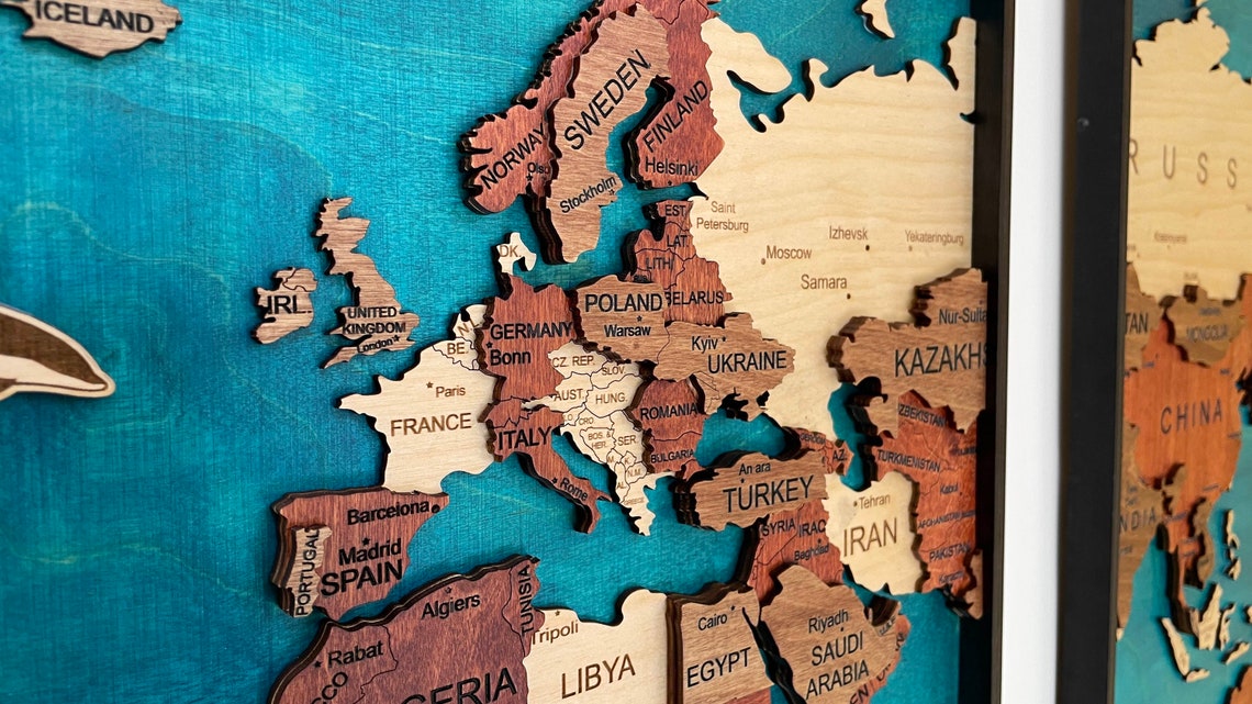 3 Frames World Map Wall Décor Framed Wall Hanging for Office, Home ...