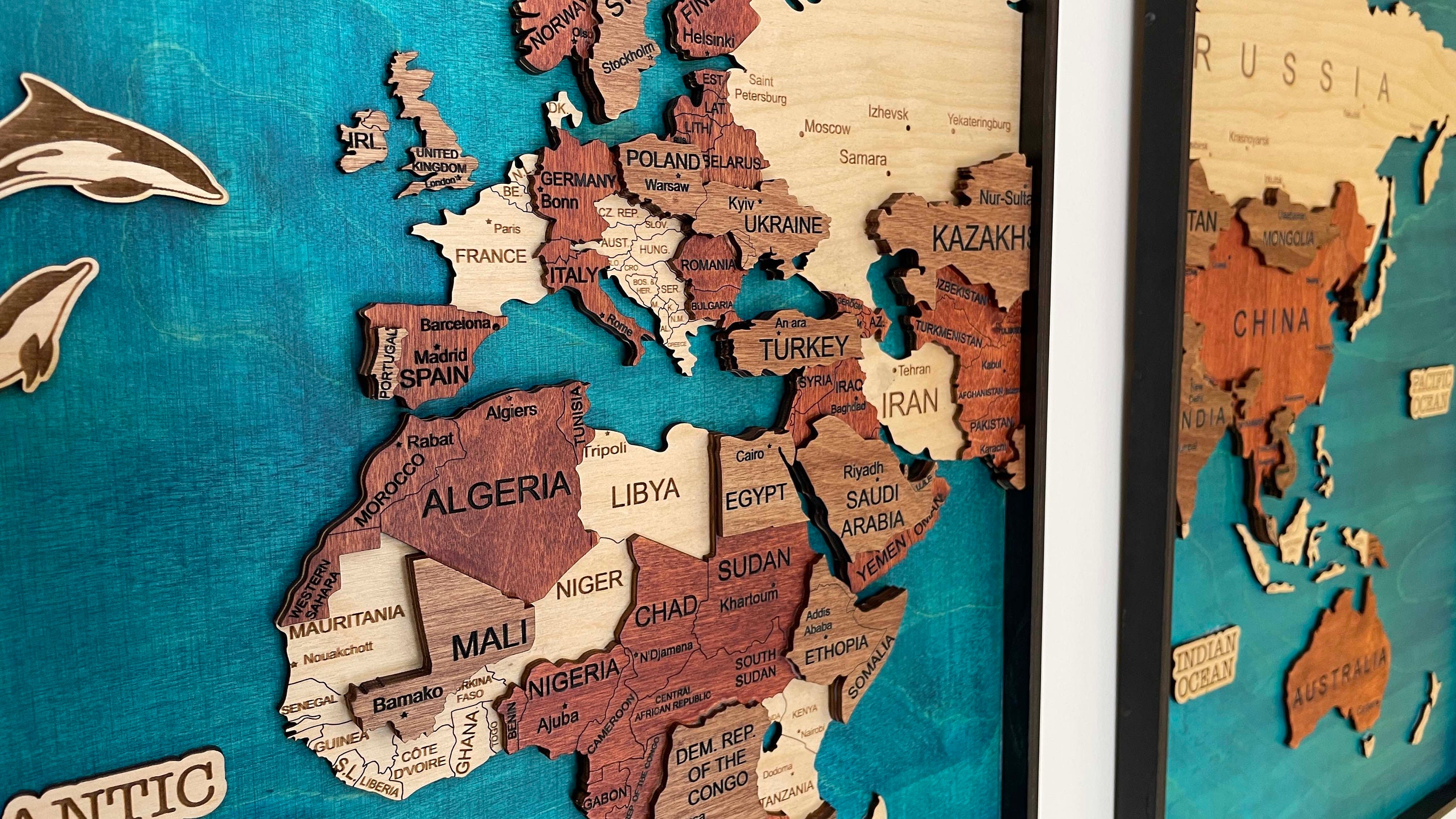 3 Frames World Map Wall Décor Framed Wall Hanging for Office, Home ...