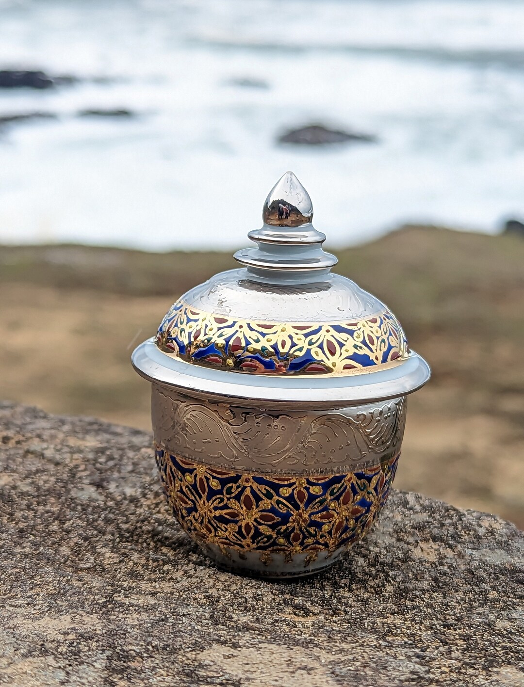 Hand-painted Benjarong Lidded Jar, Thailand Fine Art Ceramic - Etsy