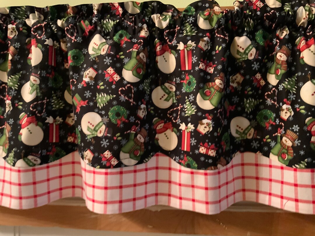 Snowman Christmas Valance Scalloped. - Etsy