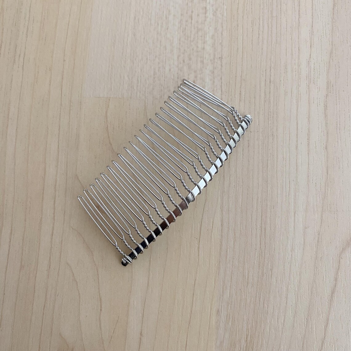22 Teeth 3 1/4 Inches Wide Silver Tone High Quality Wholesale Wire ...