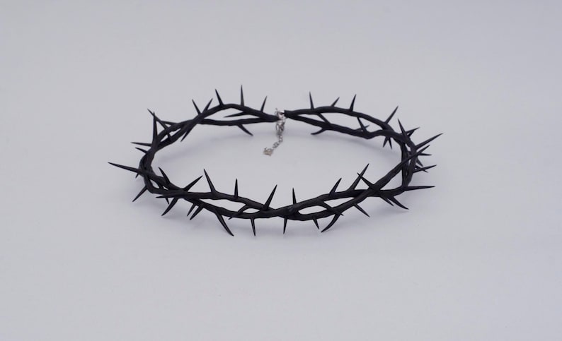 Crown of Thorns / Wreath / Black Wreath - Etsy