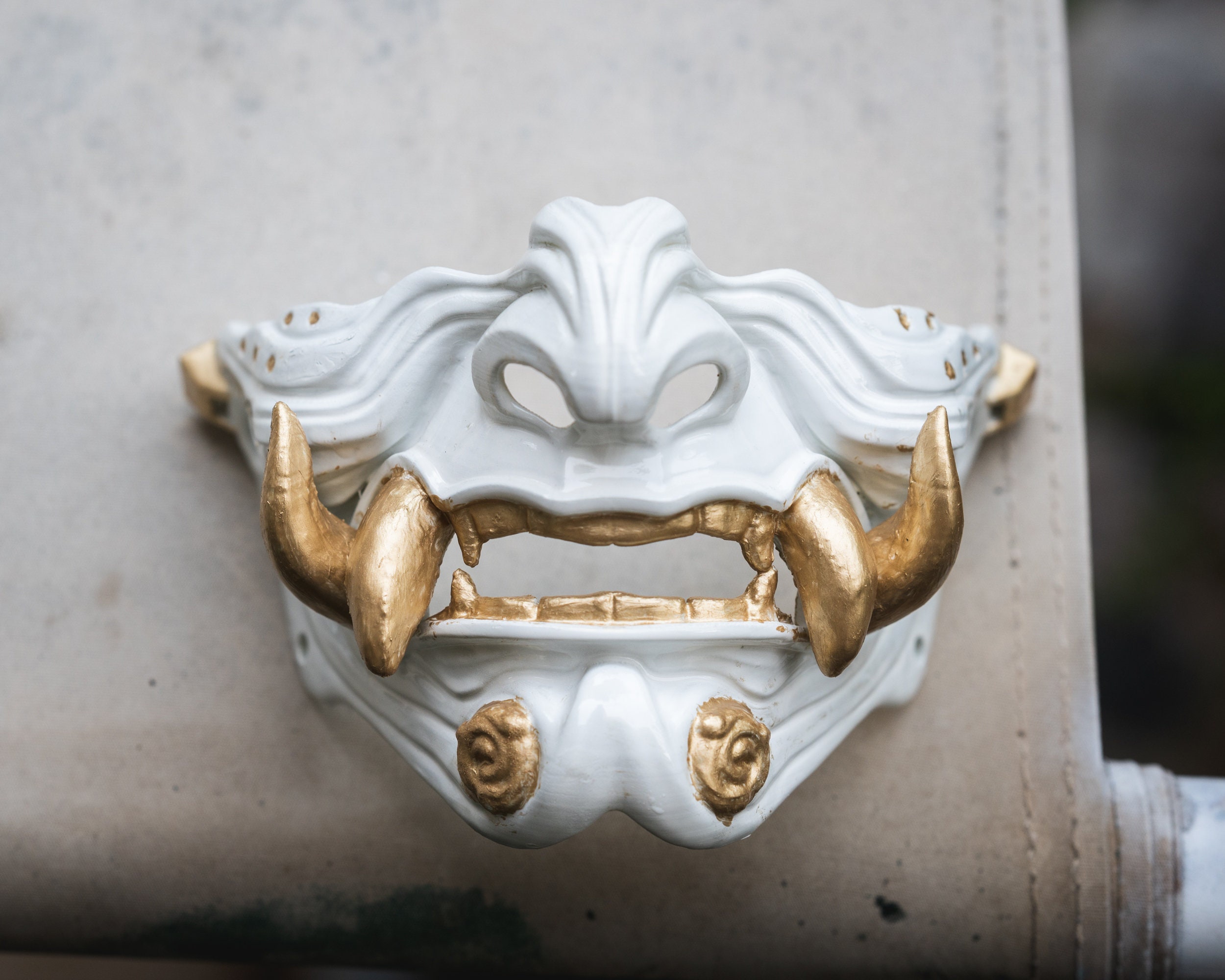 Aura, Half Face Oni Mask, Samurai, Japanese, Mempo, Hannya, White, Gold ...