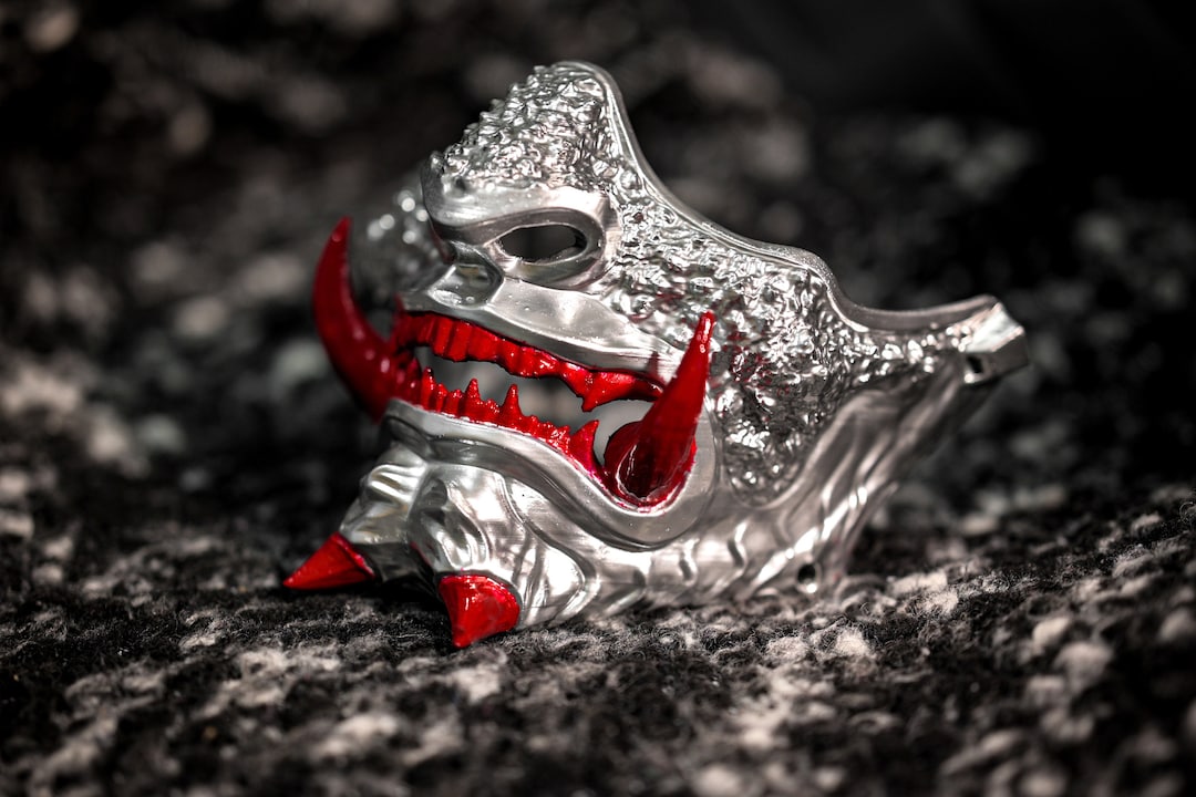 Silver Knight Oni Half Face Mask, Samurai, Japanese, Mempo, Hannya ...