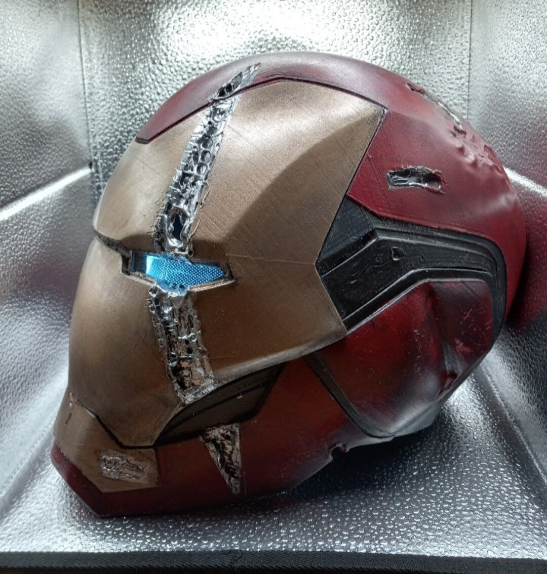 Iron Man Mark 85 Battle Damaged Helmet Avengers Endagme: Custom Made 3d ...