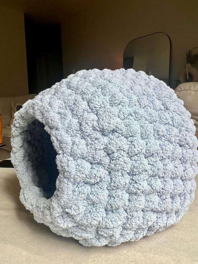 Custom Single-colored Crochet Cat Cave - Etsy