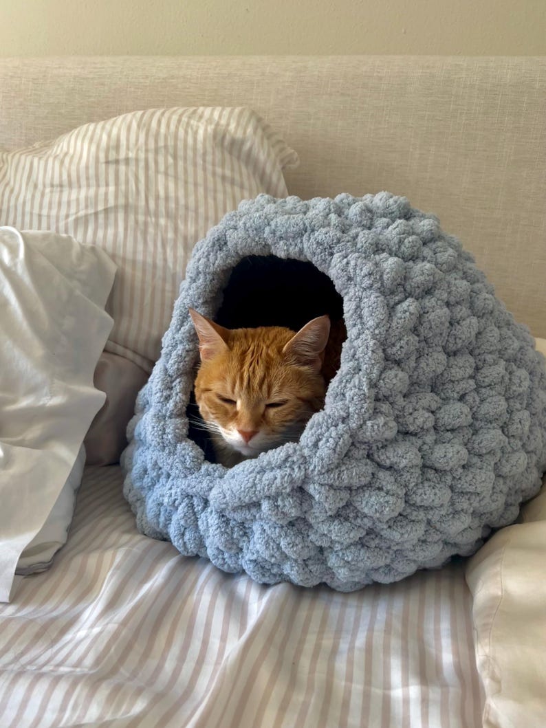 Custom Single-colored Crochet Cat Cave - Etsy