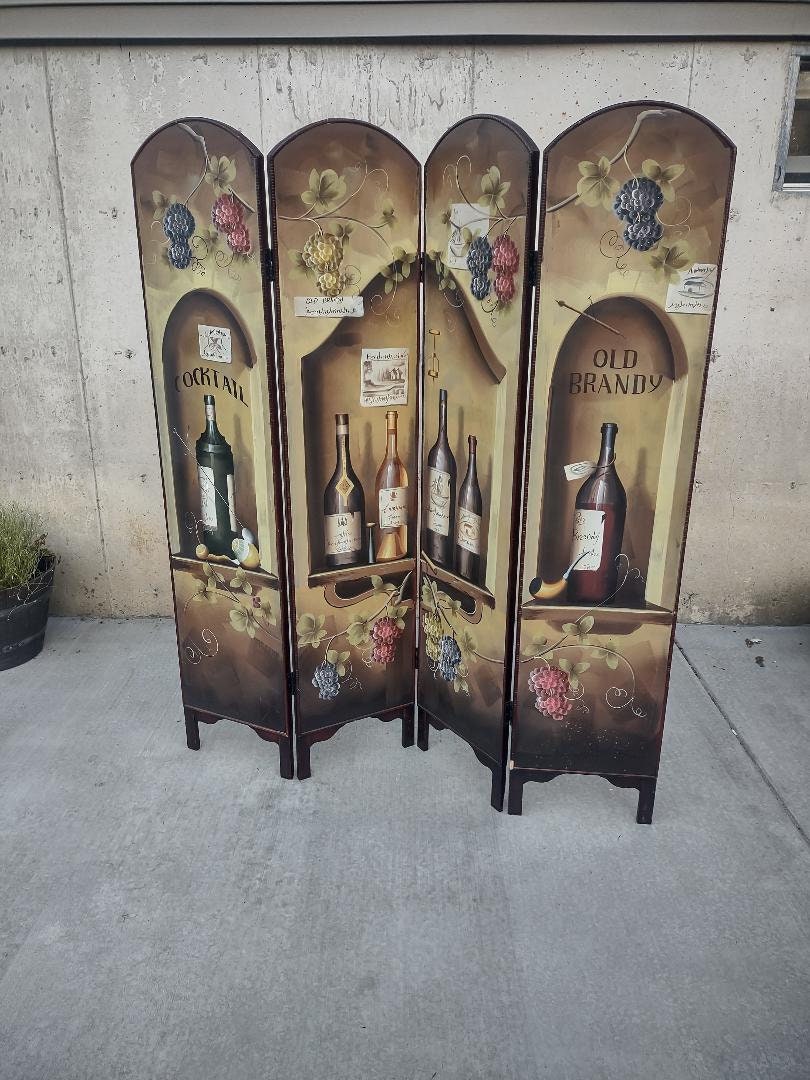Vineyard / Wine Room Divider - Etsy