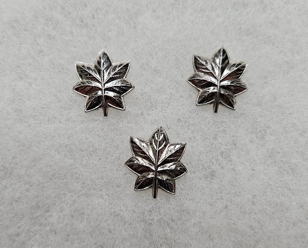 Ww2/korean War Era Lieutenant Colonel Silver Oak Leaf Miniature Ranks ...
