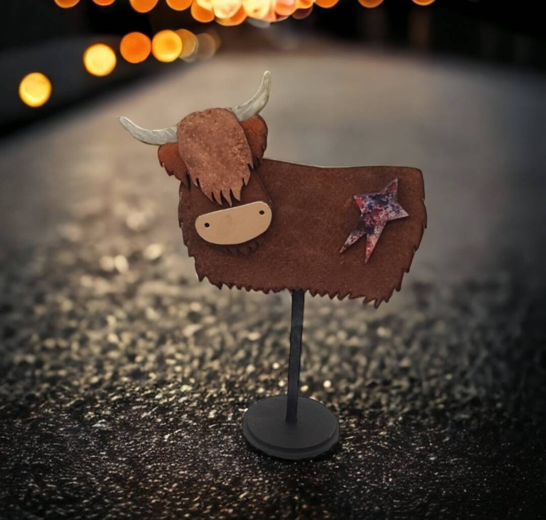 Highland Cow Home Decor_farmhouse Decor_hand Painted_cow With Star - Etsy