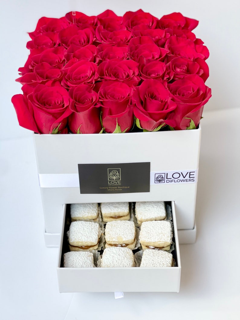 Preserved Flowers Are Luxury Real Roses That Last a Year or Longer L ...
