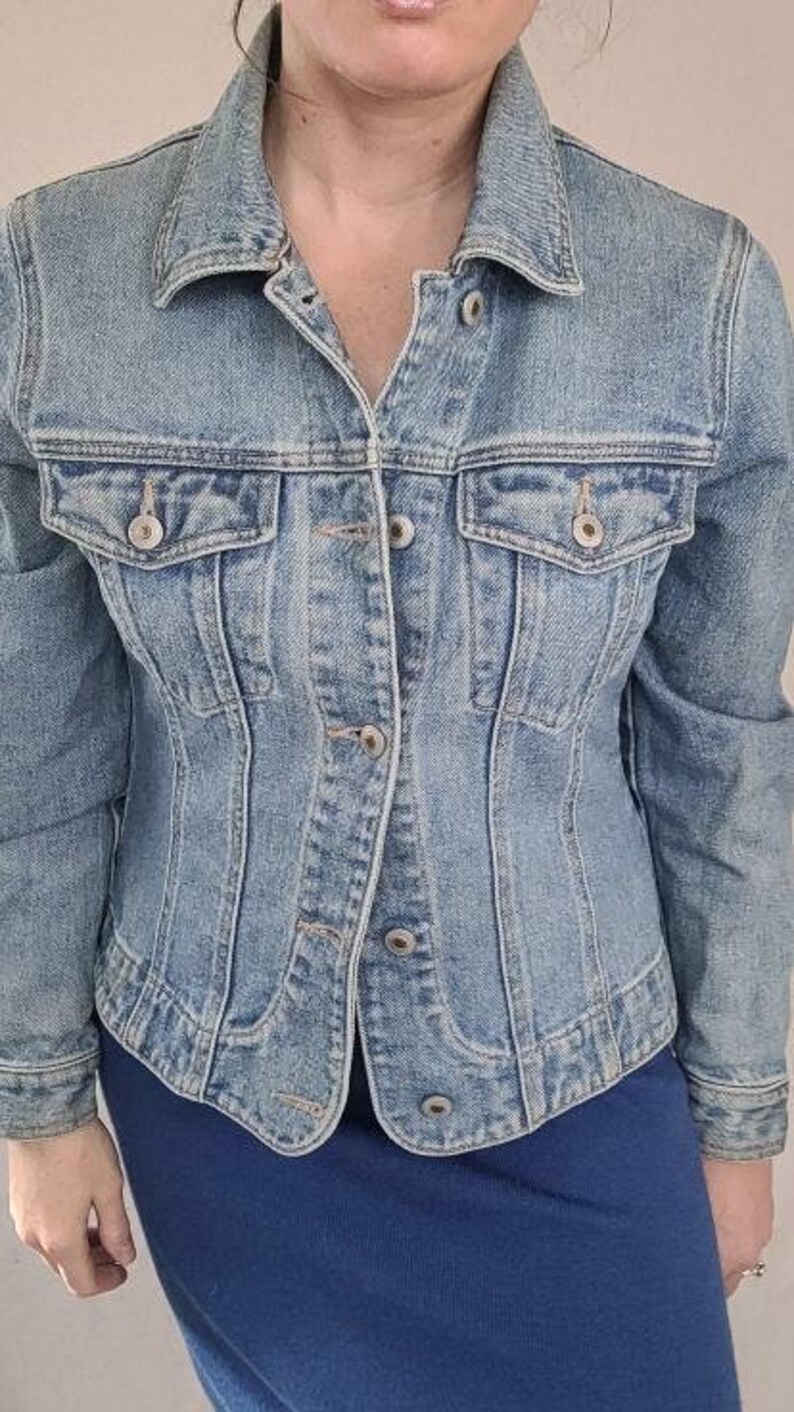 Vintage 1990s Denim Jacket by Près Des Chamonix in Size Small - Etsy