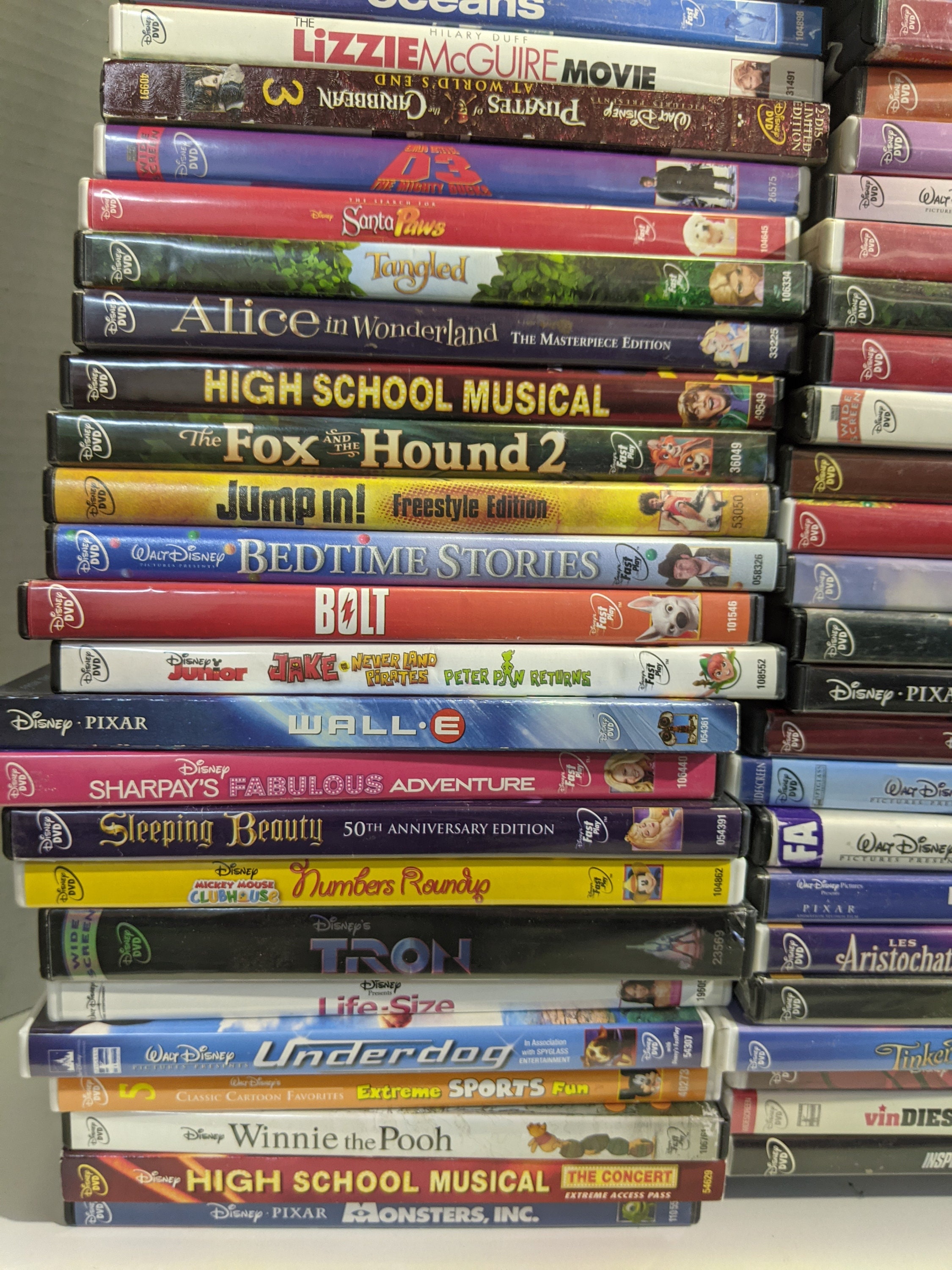 Lot of 130 Walt Disney Dvds Family Friendly Movies Lion King, Sleeping ...
