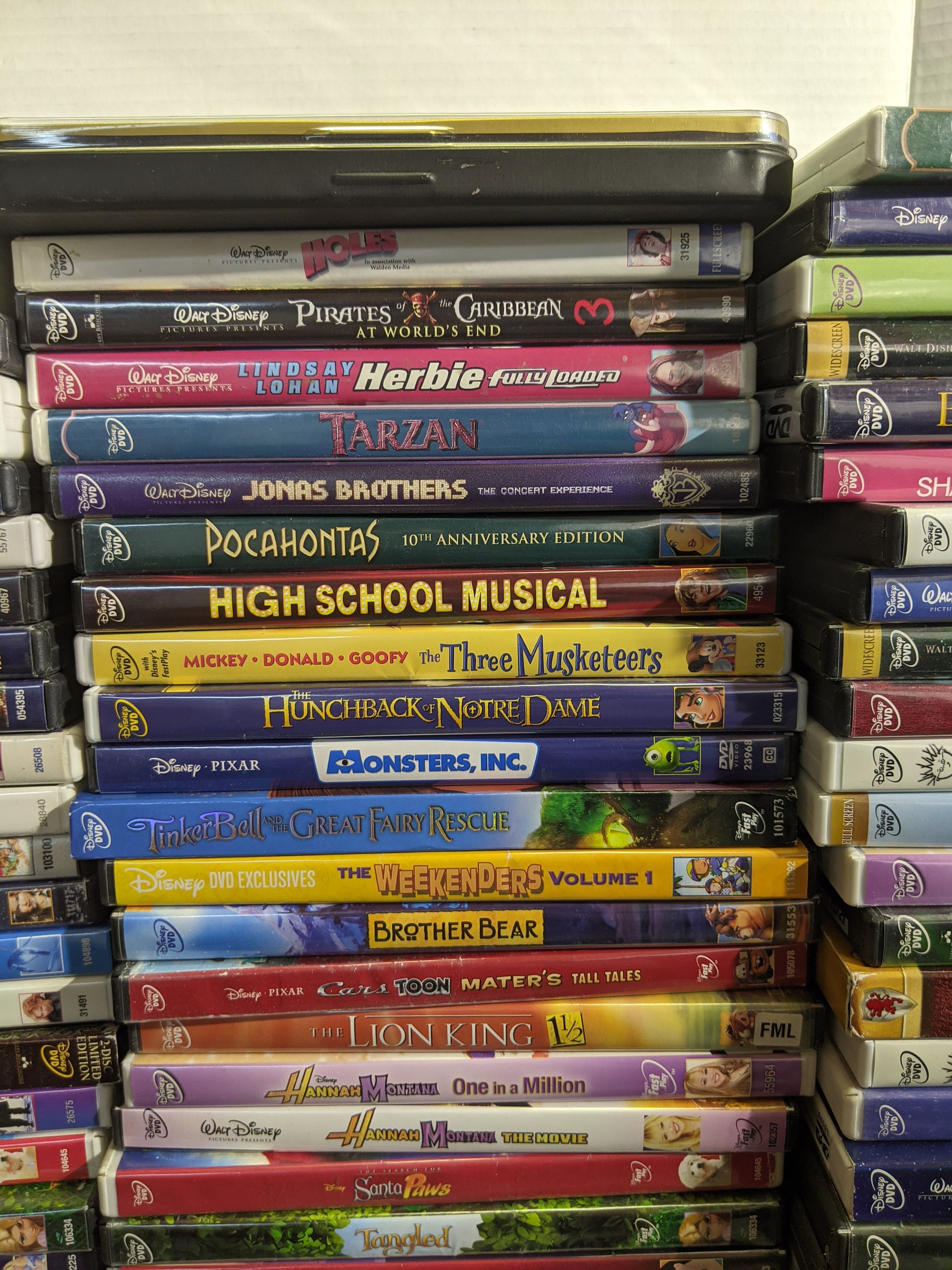 Lot of 130 Walt Disney Dvds Family Friendly Movies Lion King, Sleeping ...