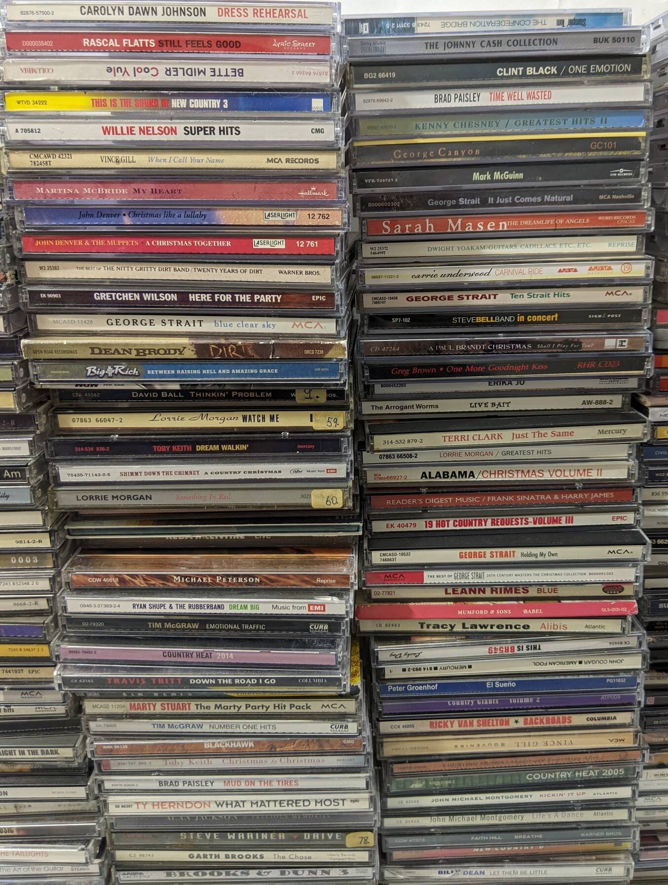 Lot of 300 Country Cds Alan Jackson, Rascal Flatts, Don Williams, Vince ...