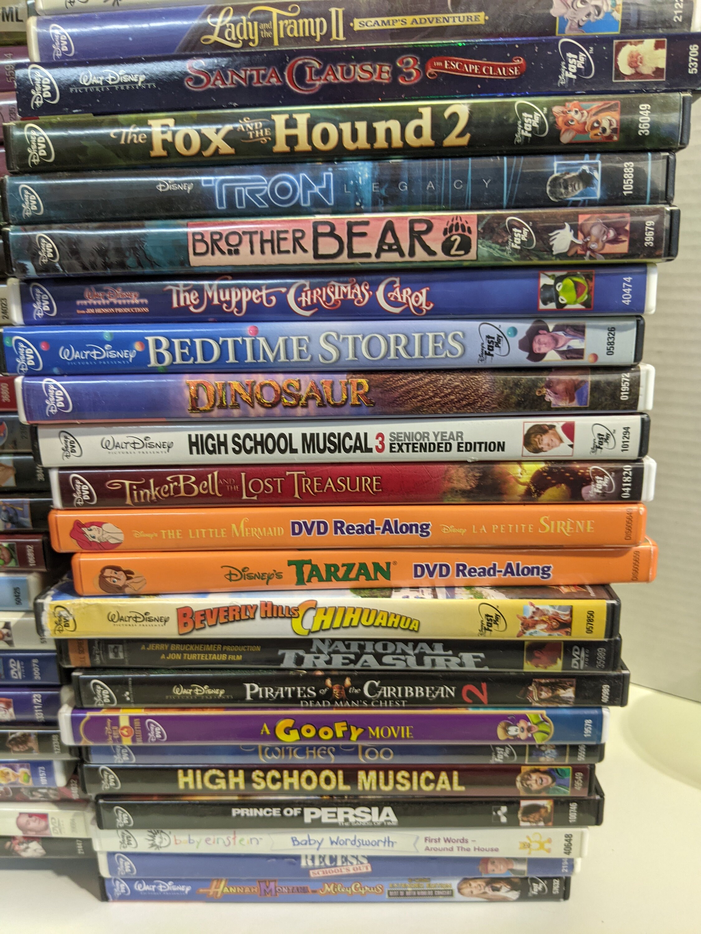 Lot of 130 Walt Disney Dvds Family Friendly Movies Lion King, Sleeping ...