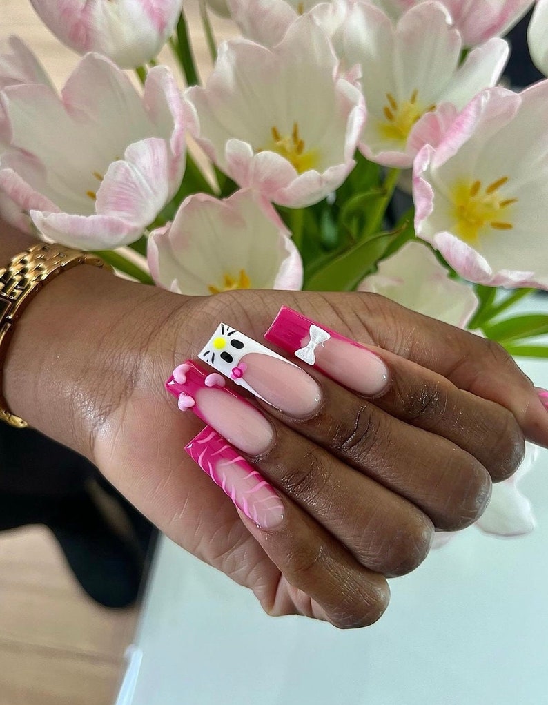 Hello Kitty Frenchies Sanrio Design Press on Nails Zebra Print Heart ...