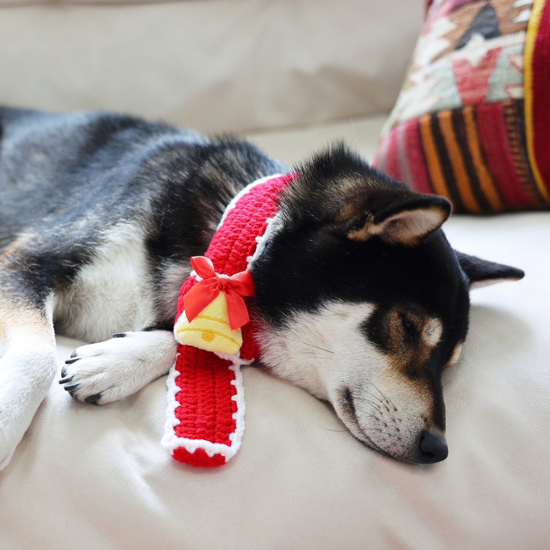 Handmade Knitted Christmas Dog Scarf: Festive Winter Pet Bandana - Etsy