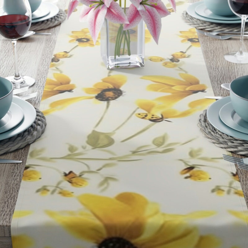 Bee Table Runner - Etsy