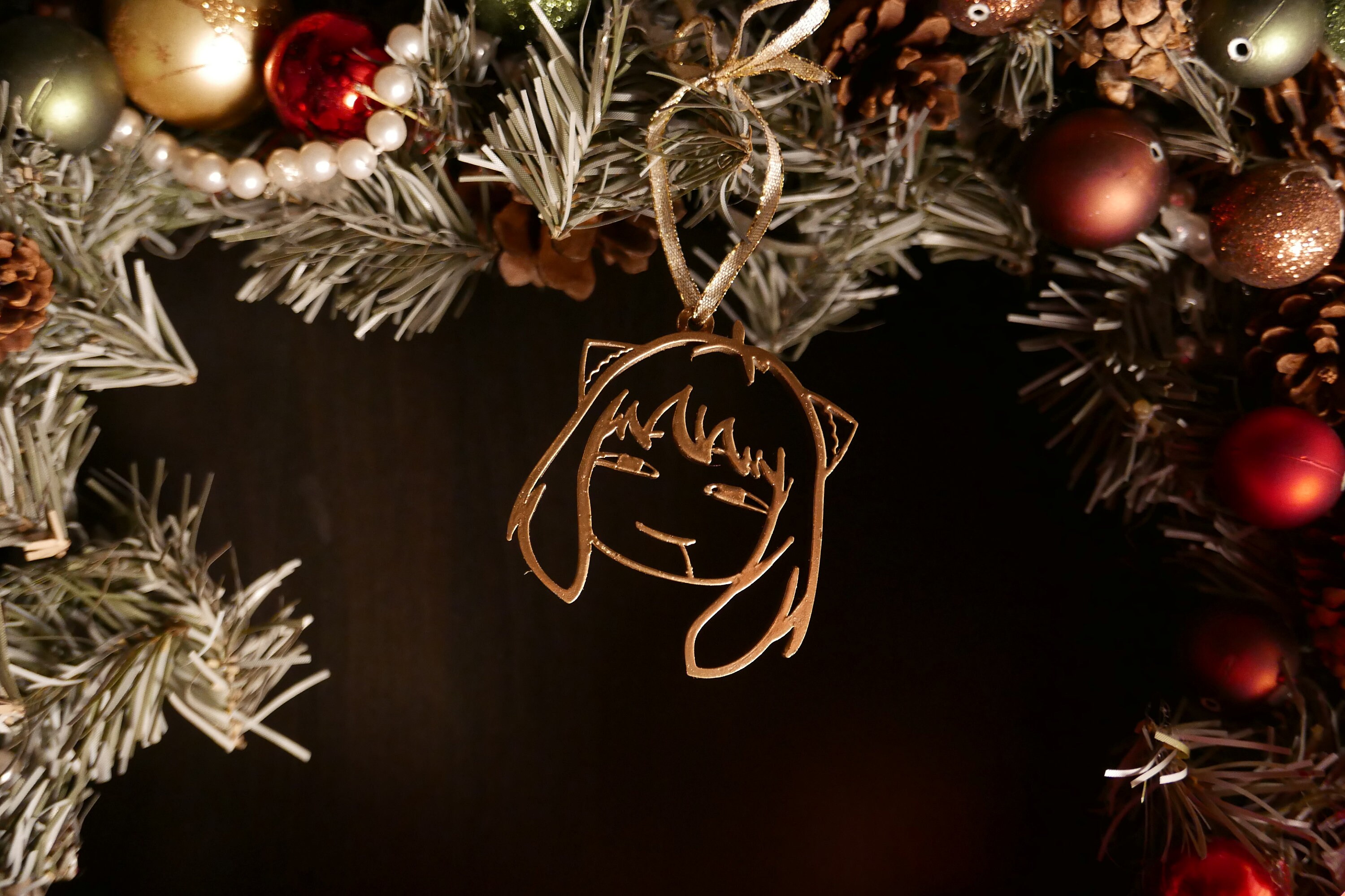 Anime Christmas Tree Decorating