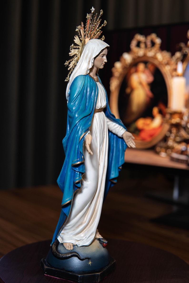 Our Lady of Grace Statue 9.8" With Halo – Virgin Mary Statue for Prayer ...