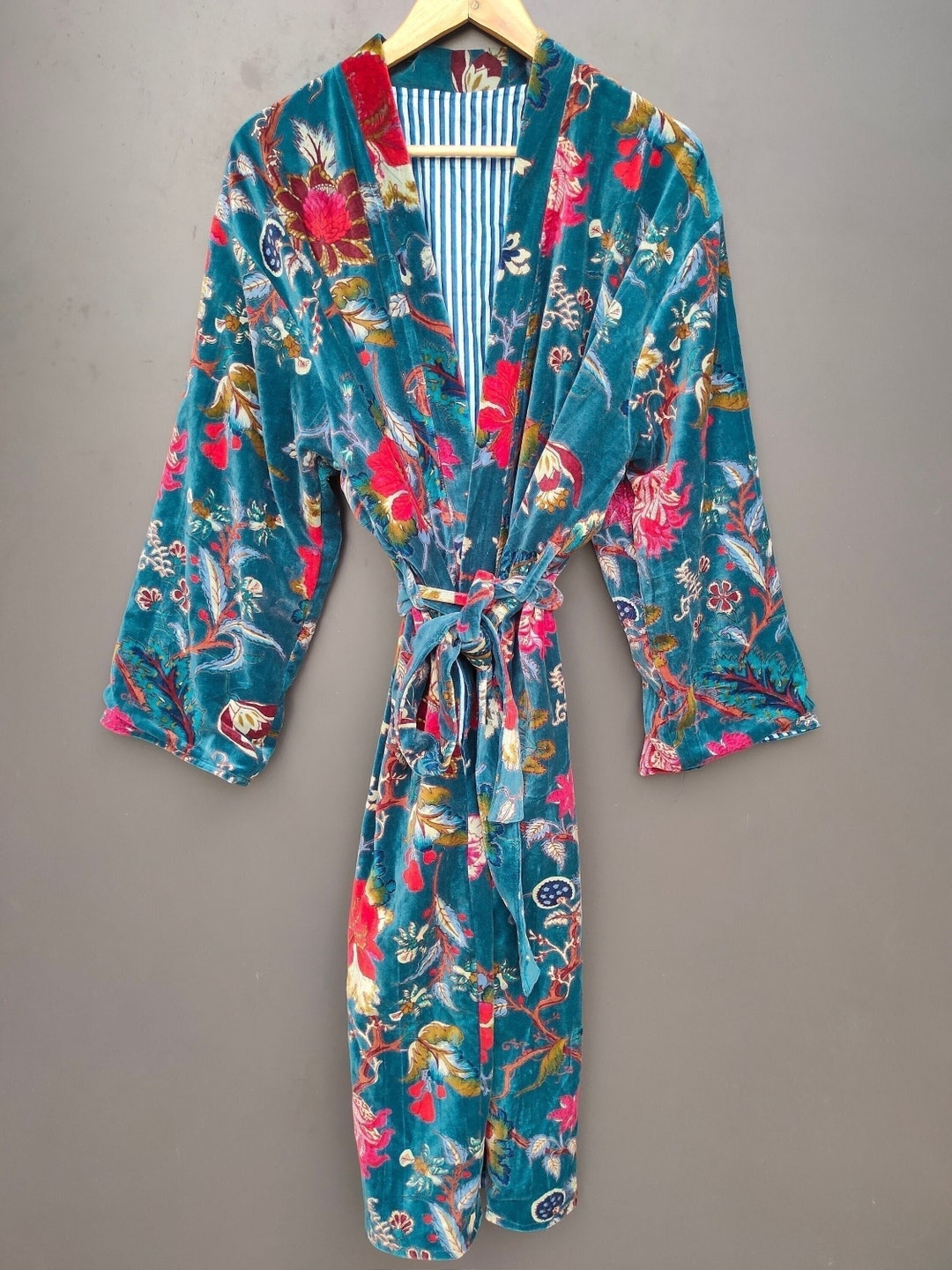 OFMD Floral Velvet Banyan Fabric Kimono Cotton Velvet Robe Long ...